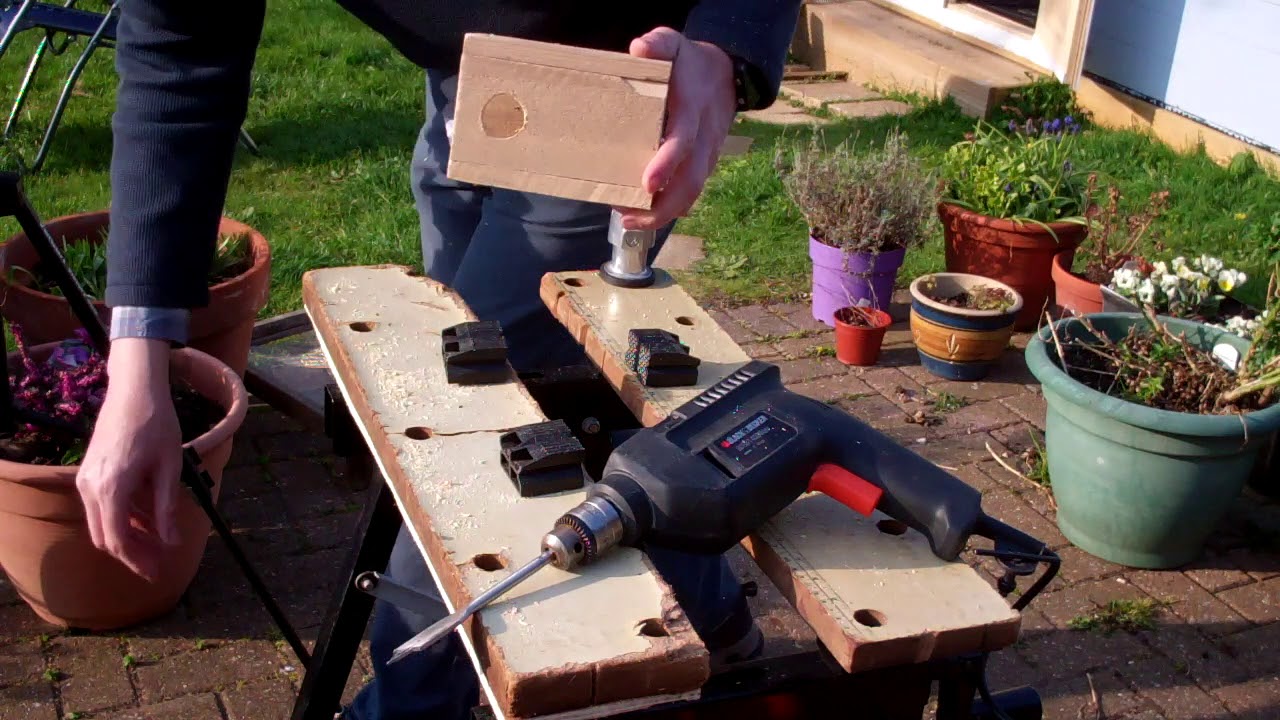 How to make bird box from a wooden pallet - YouTube