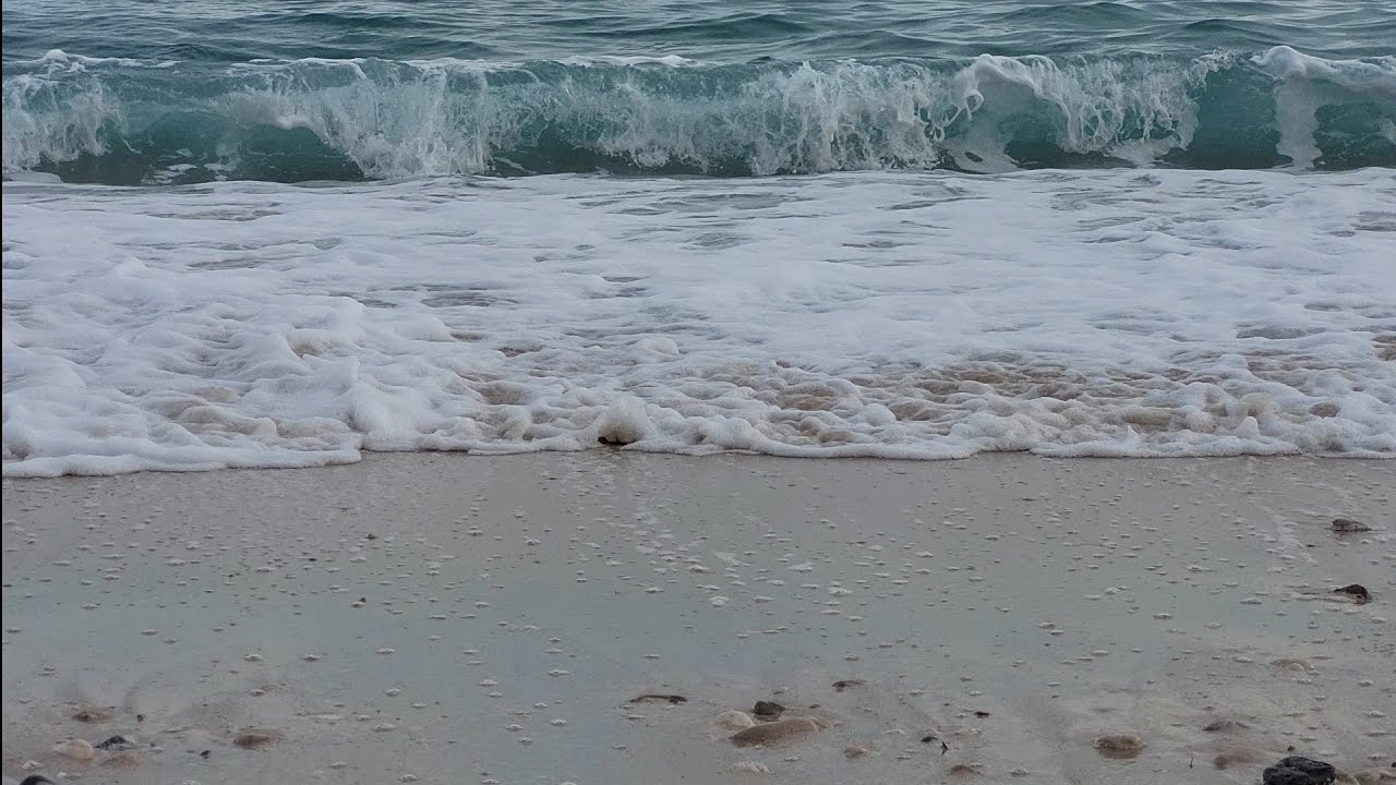 Fall Asleep in 3 Minutes with the Sound of Waves Crashing on the Beach ...