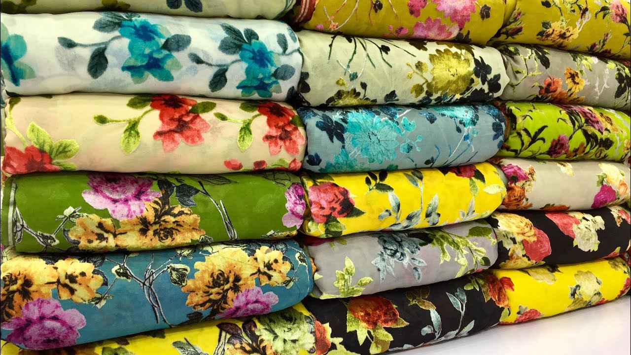 MARINE MOSA FABRIC PRESENTS MARINA WITH PALACHI SHAWL FIRST WINTER marine-mosa-fabric-presents-marina-with-palachi-shawl-first-winter