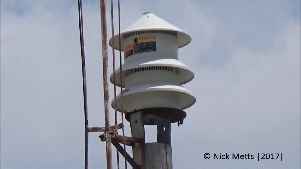 Federal Signal Model 2 Noon Blast - Anchor, IL 6/4/17 - YouTube