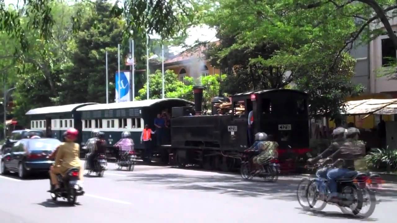 Steam train Solo Java - YouTube