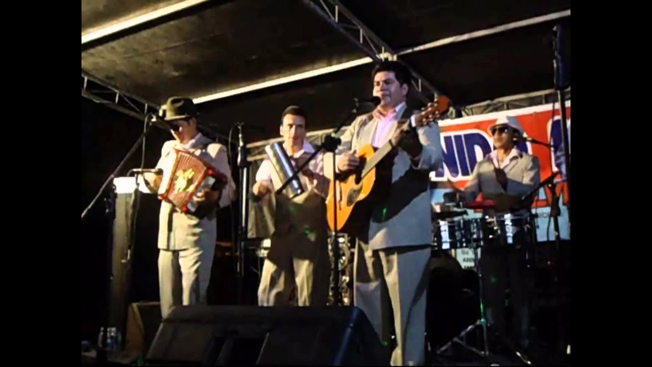 LOS PADILLAS EN PORTETE - SONIDO MASTER CORP. - YouTube
