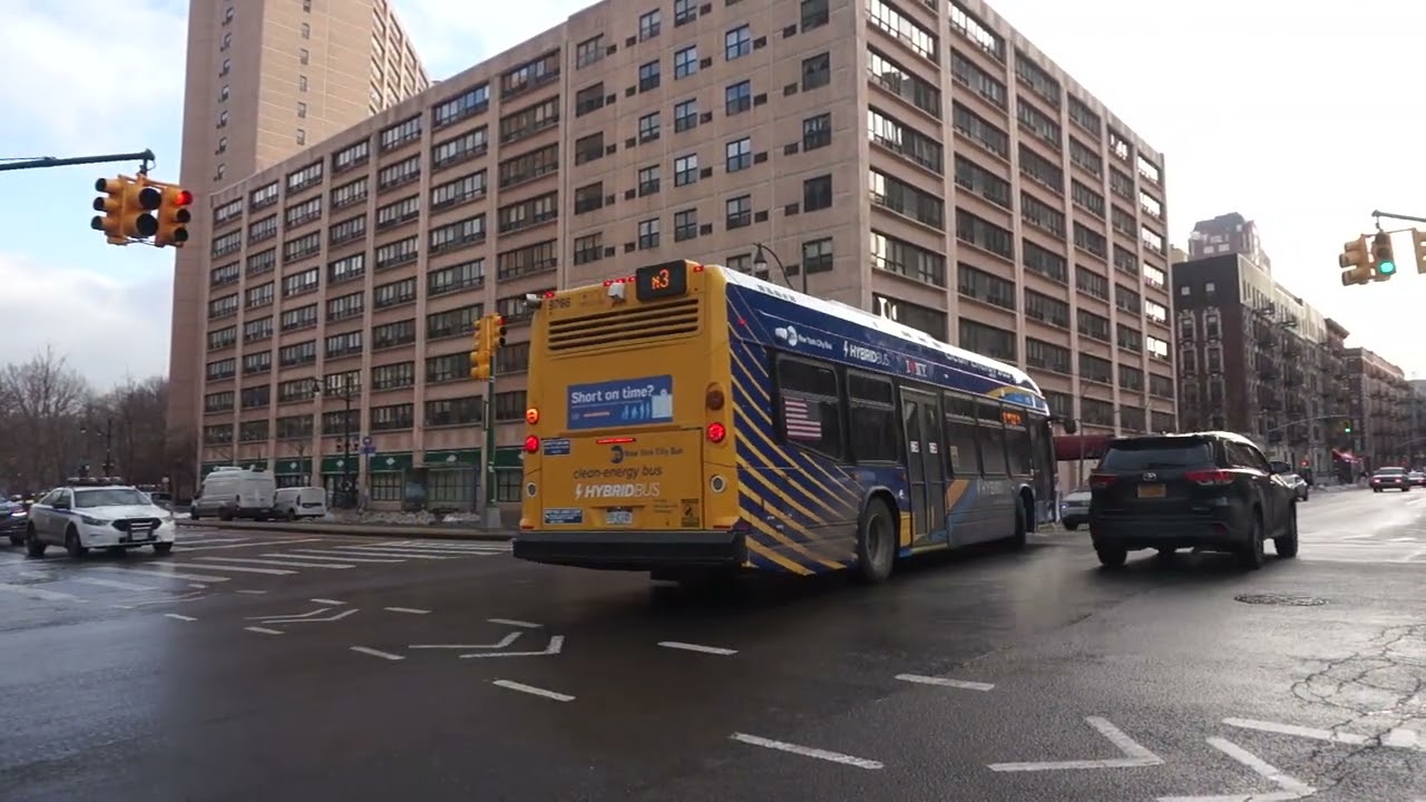 NYC Bus: East Village bound LFS Gen-4 HEV 9766 M3 at 110 St/Manhattan ...