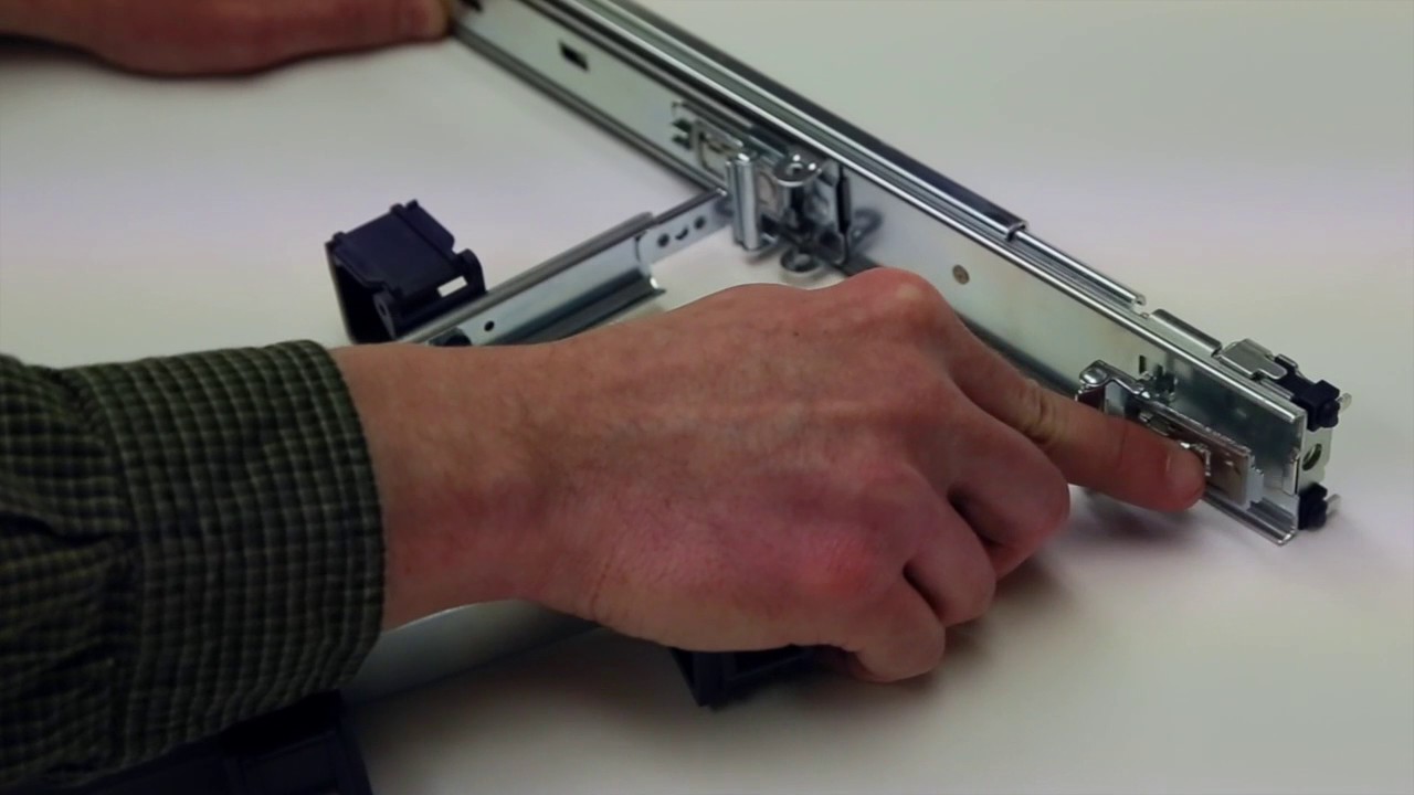 KV Server Slide Cable Management Accessory Installation - YouTube