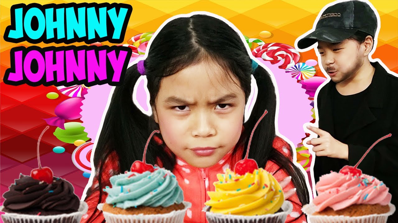 JOHNNY JOHNNY YES PAPA | Tran Twins - YouTube