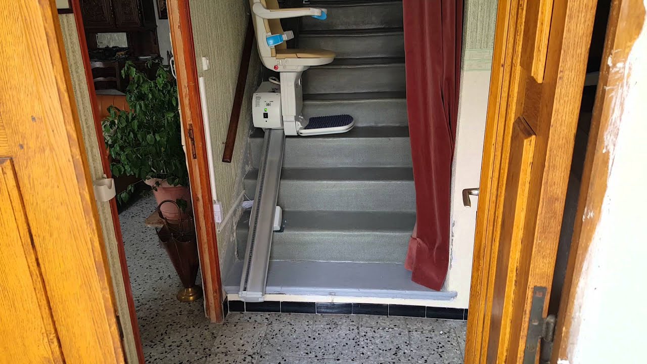 Handicare 950 slide - YouTube