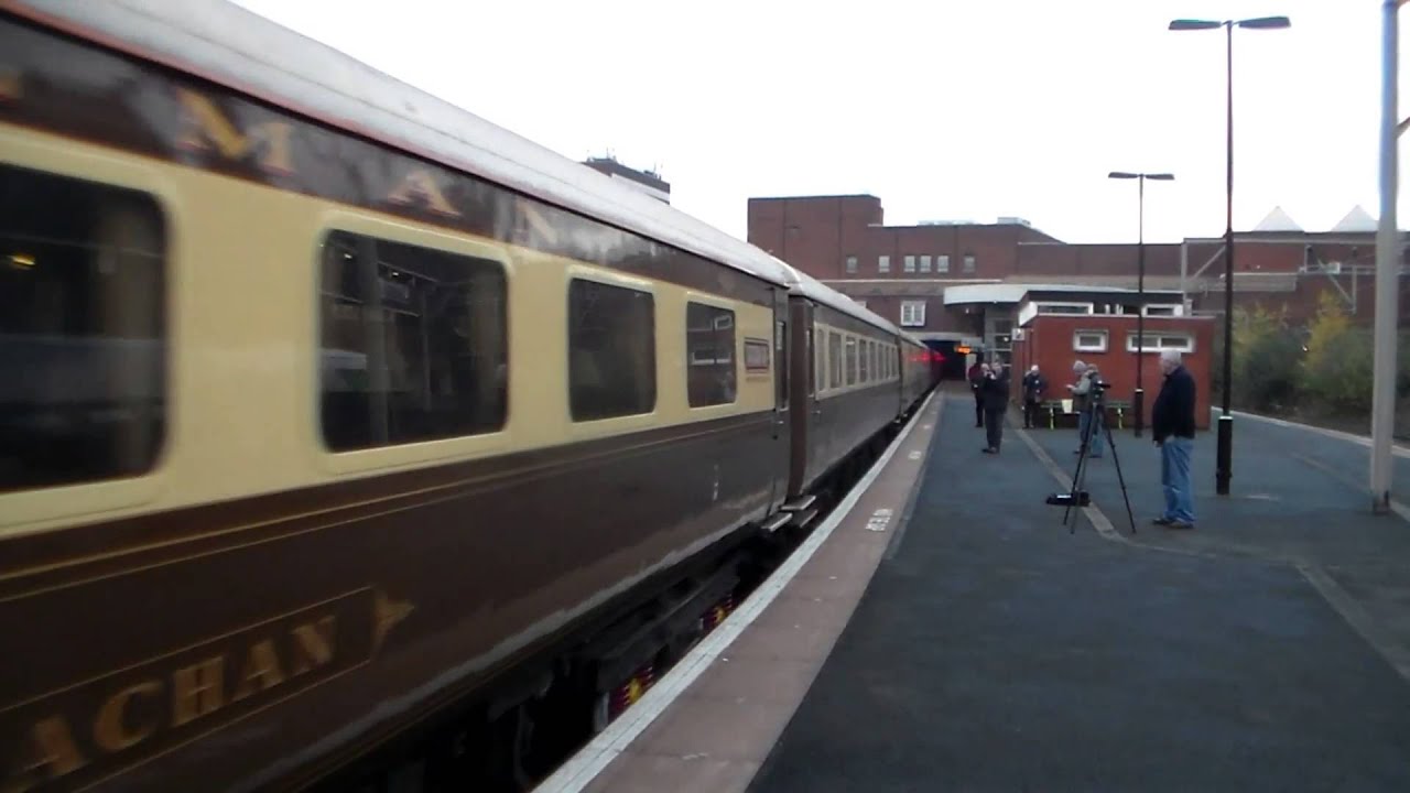 WCRC Class 57 & 47, 57001 & 47832, 5T43 passing Walsall (18th November ...