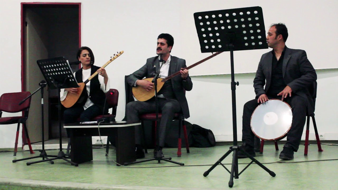 Caner Aslan - Yalan Dünya (Konser) - YouTube