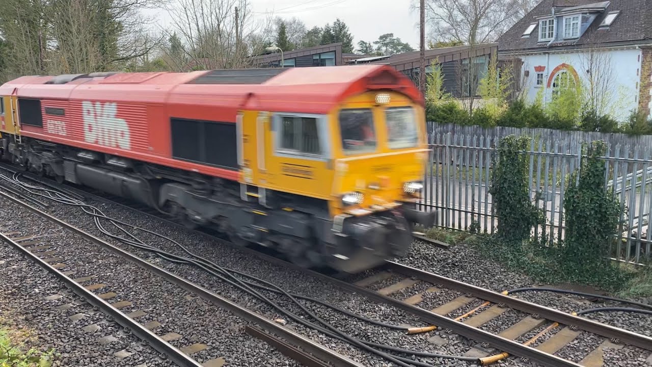 Class 66 | 66783 ‘The Flying Dustman’ + 66758 ‘The Pavior’ | T&T | GBRf ...