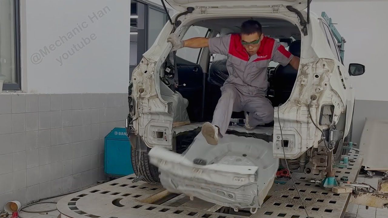 The comfortable repair process must be watched to the end|Accident car ...