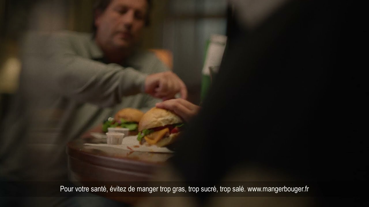 UBER EATS-BILLBOARD "Djibril Cissé" - YouTube