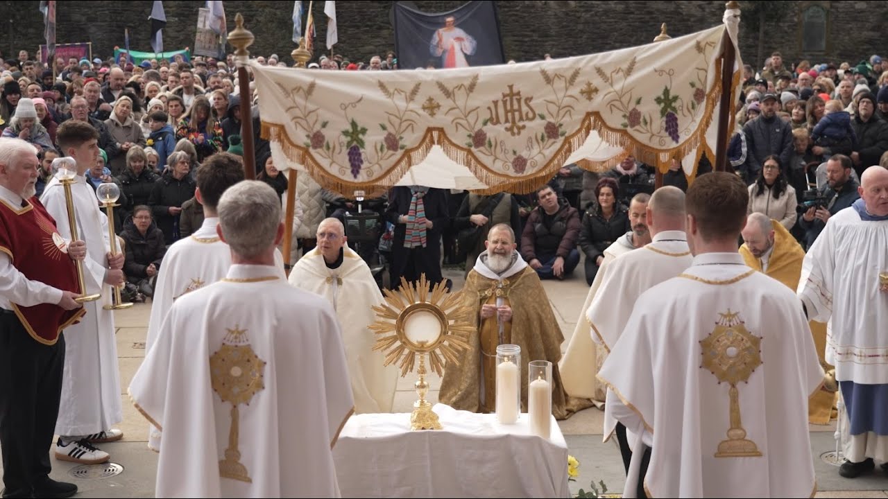 Jesus makes all things new - Derry Eucharistic Procession (St. Brigid's ...
