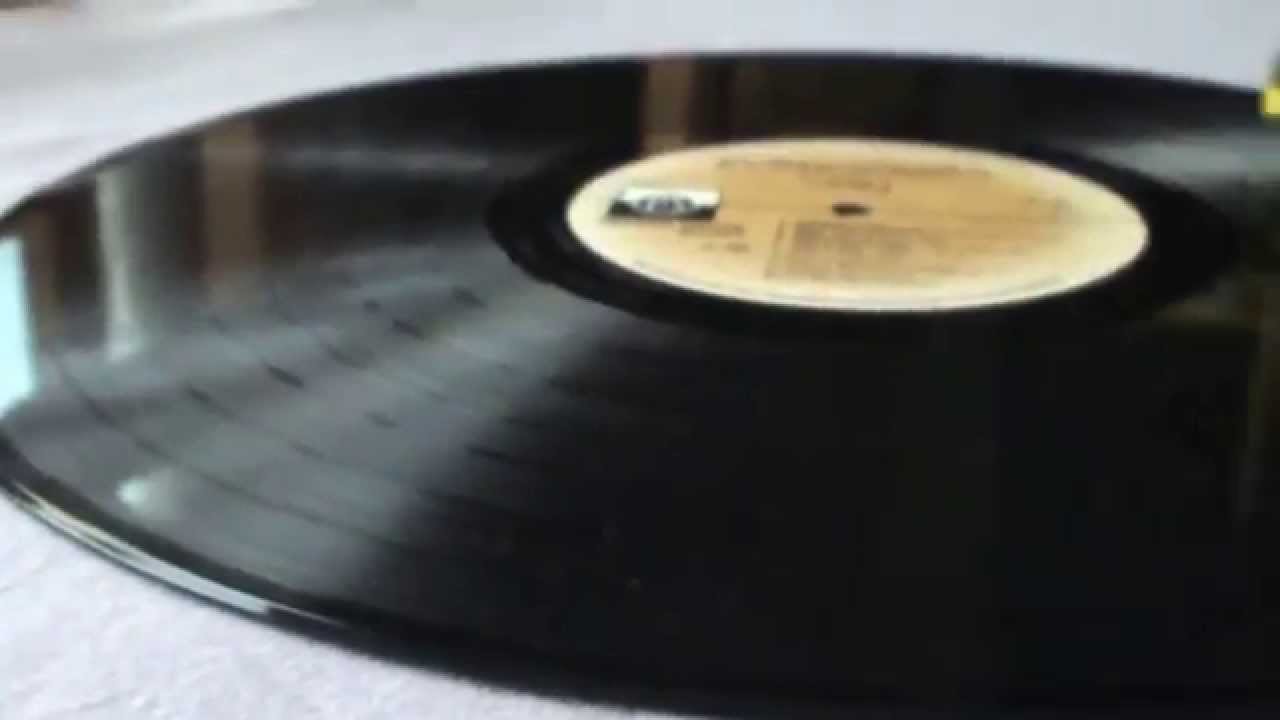 Vinyl Killer Micro Bus, Record Player - YouTube