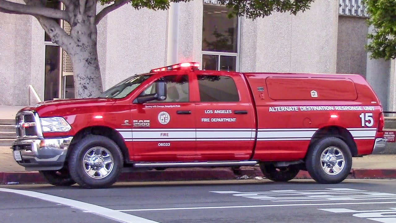 LAFD Alternate Destination 15 & Rescue 814 - YouTube