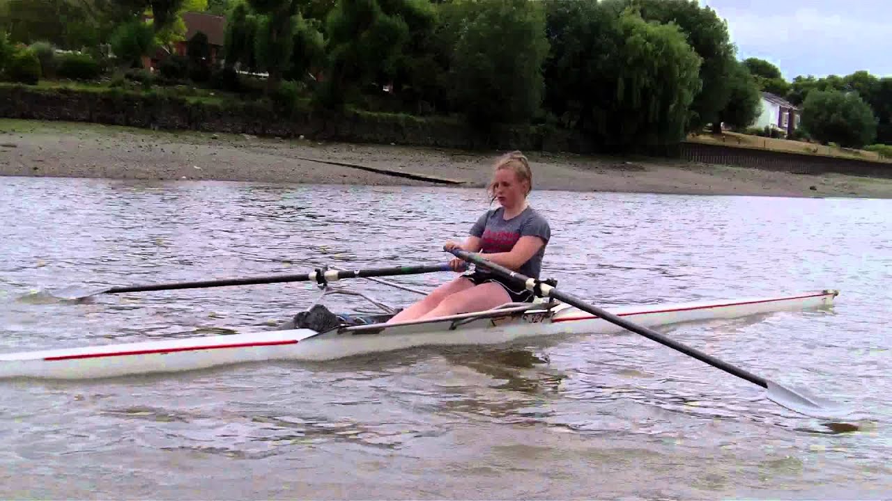 sculling courses at Tideway Scullers School - YouTube