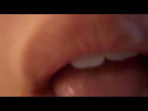 Lens licking ASMR