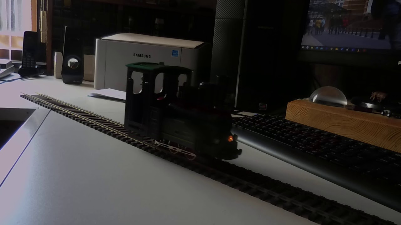 Faller E-Train - YouTube