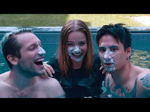POOLPARTY MIT @Rezojaloley UND @BulienJam 😂💦 (ach und wir spielen was)