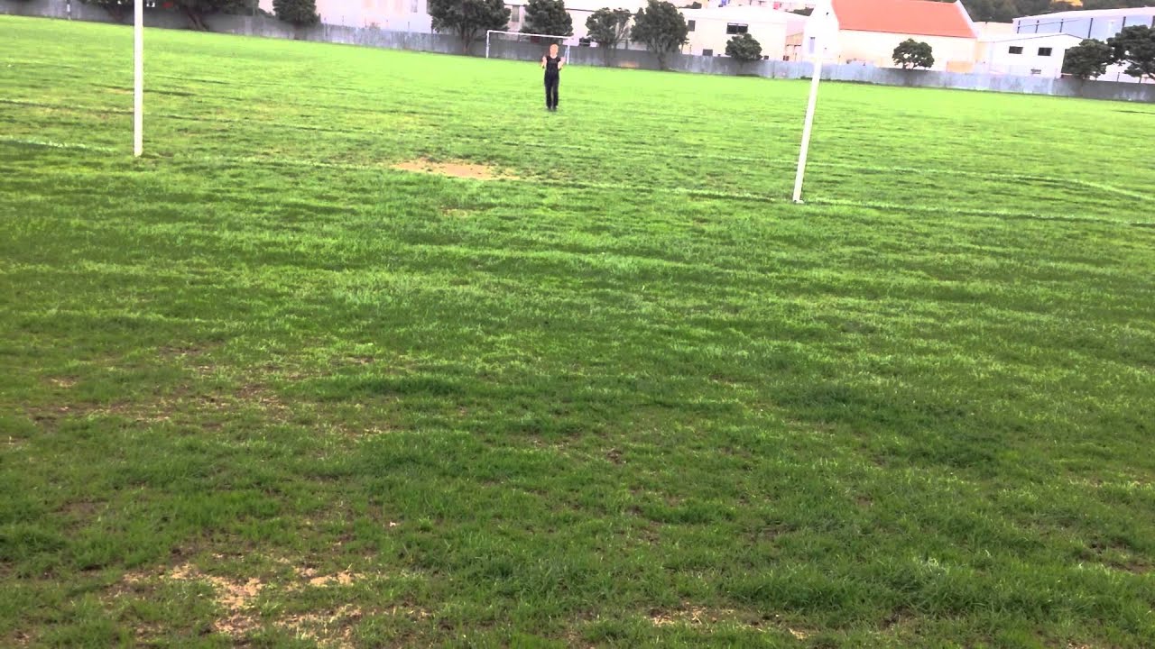 Failed drop kick - YouTube