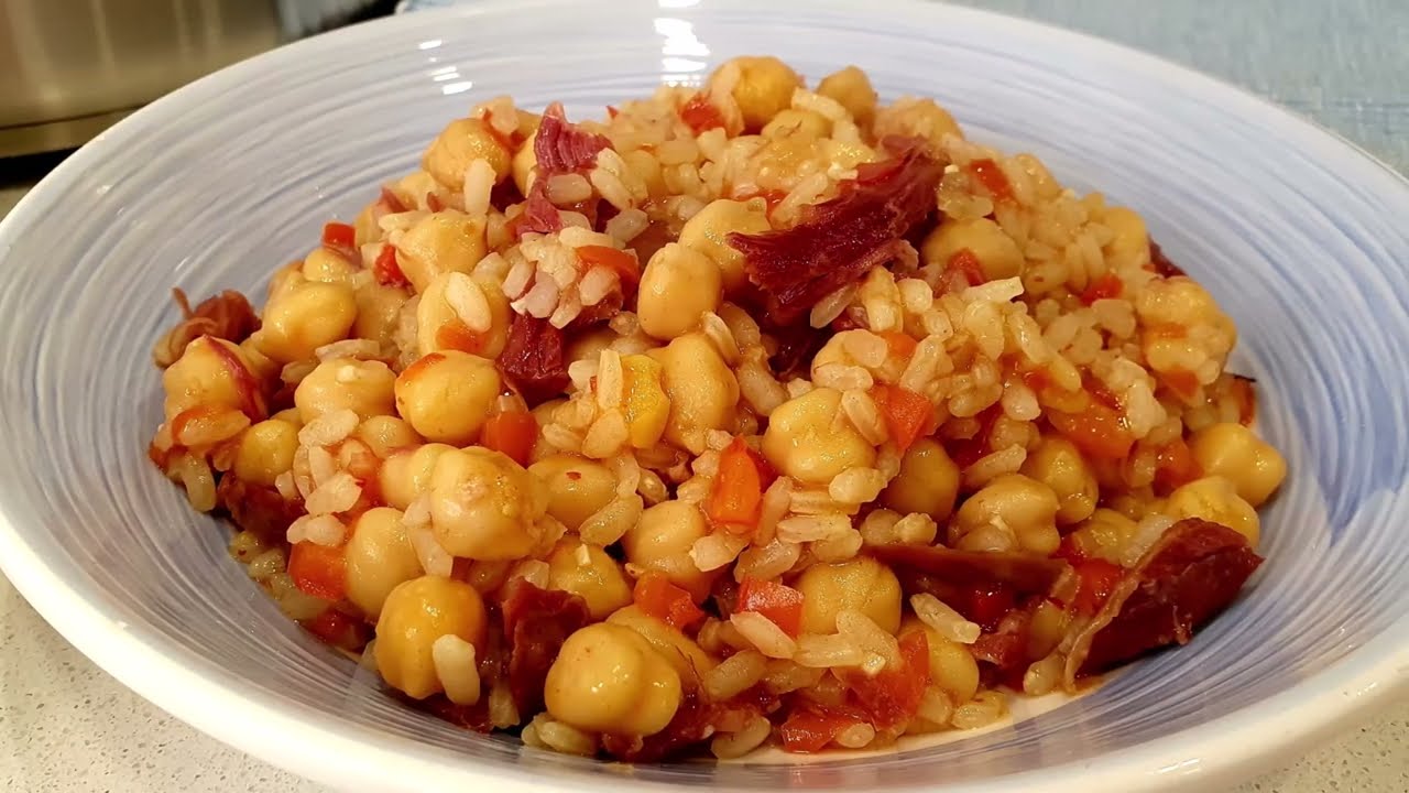 GARBANZOS CON ARROZ y pato confitado - YouTube