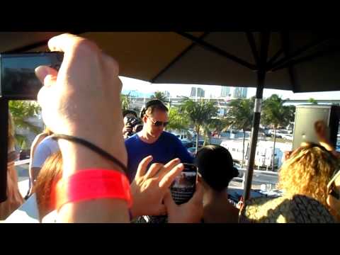 Sasha @ The sunset  Cruise 2012 Opening (she's on fire Maya Jane Coles remix )