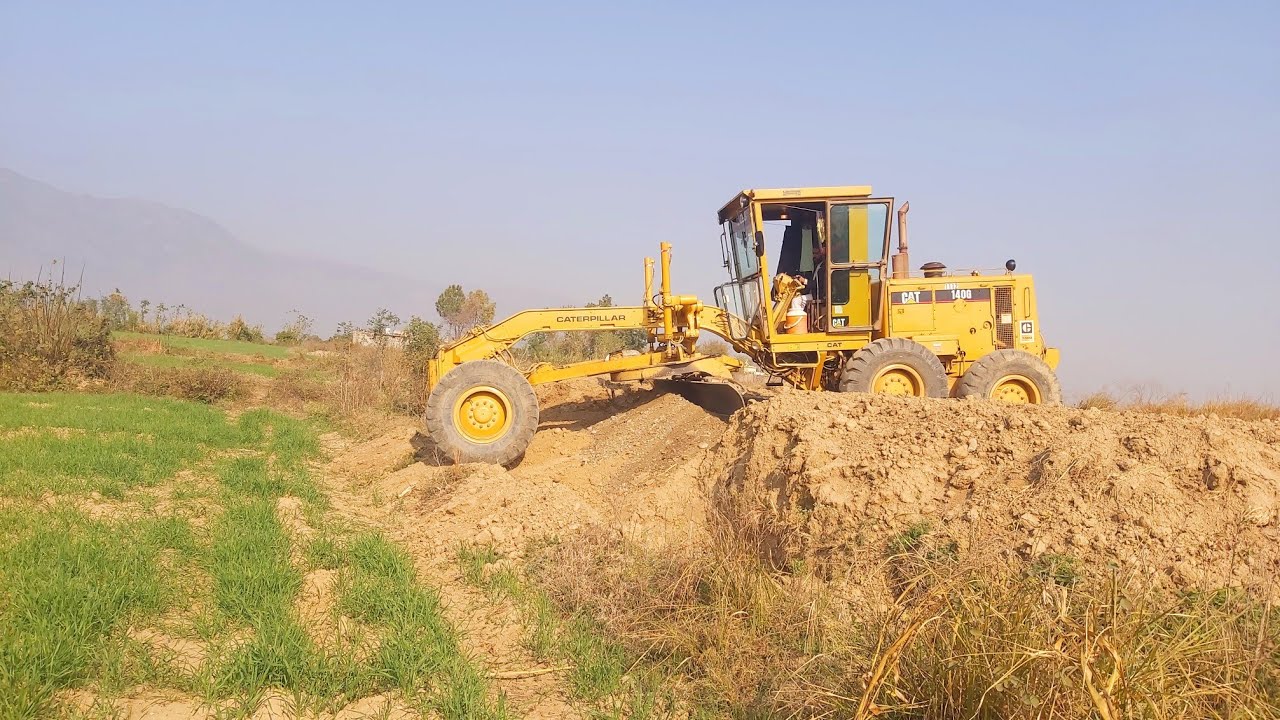 Cat Grader New Operater Start Work In Road Construction || Heavy ...