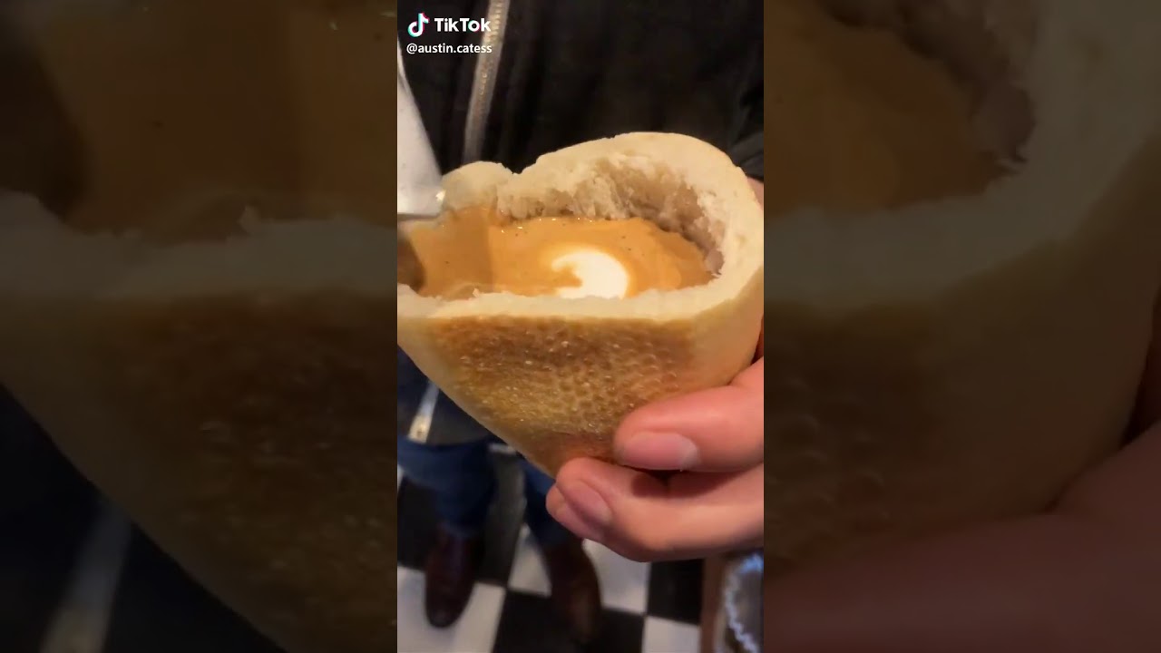 Chilangos sirven café en un bolillo y se hacen virales (VIDEO) - YouTube