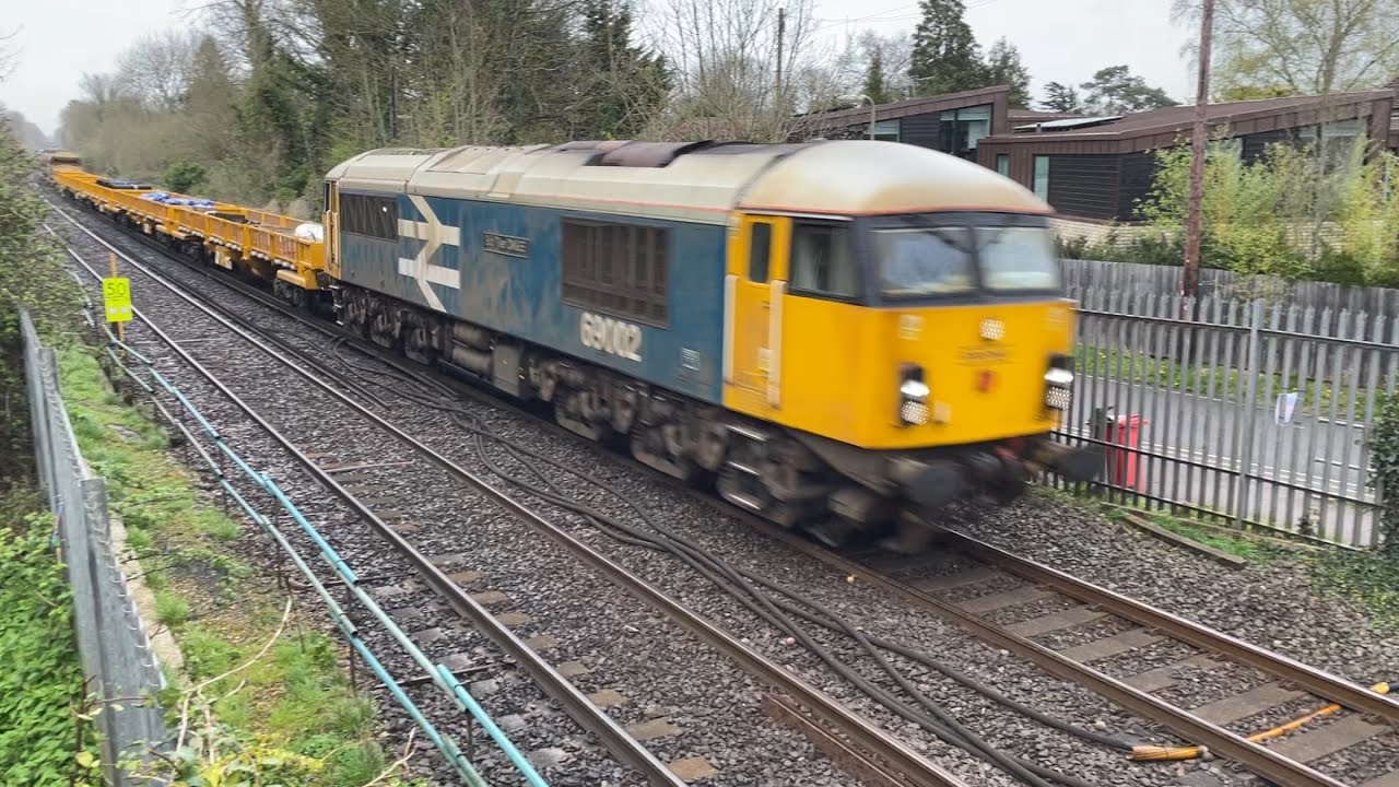 Class 69 | 69002 ‘Bob Tiller CM&EE’ | GB Railfreight - GBRf - YouTube