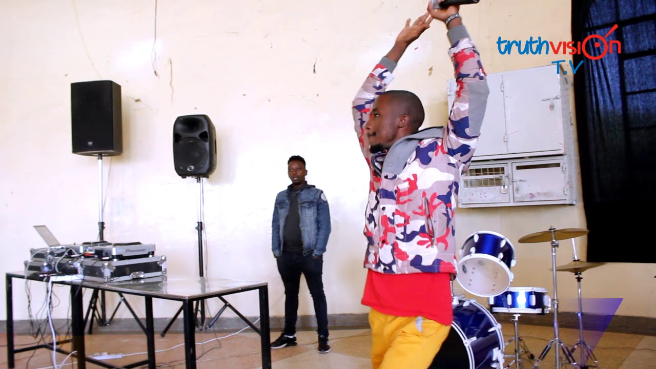 KARIMA GIRLS SCHOOL - KASIKA FULL PERFORMANCE - YouTube