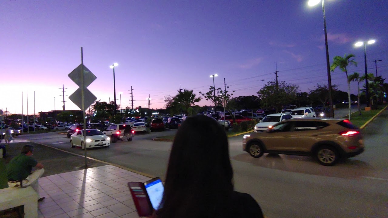 Guam - Street of Micronesia Mall 2(4K) - YouTube