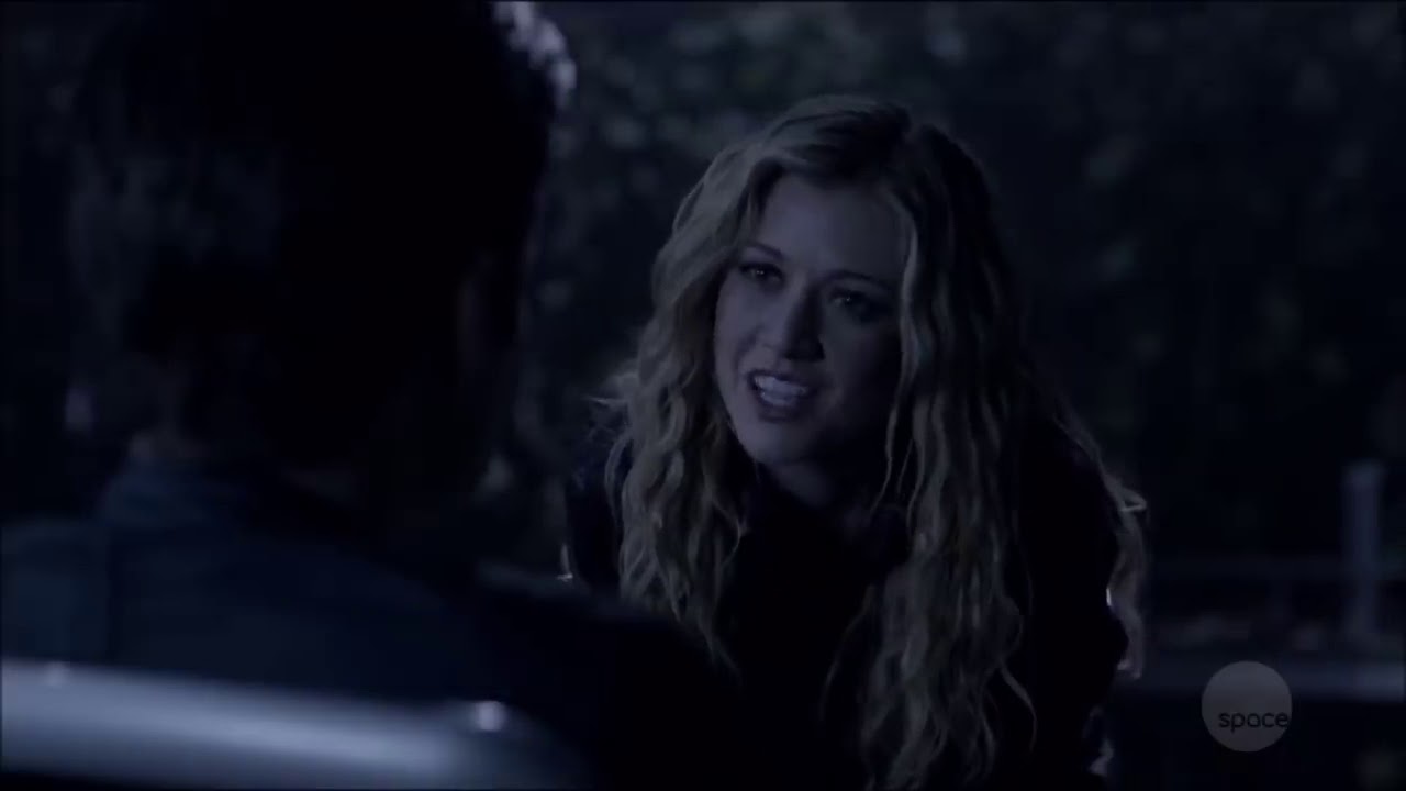 Arrow 7x13 'My name is Mia Smoak' Oliver & Felicity's daughter - YouTube