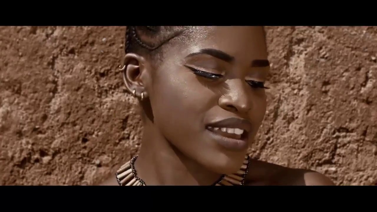 Reniss - Manamuh (Official Video) | Review 4.5/10 - YouTube