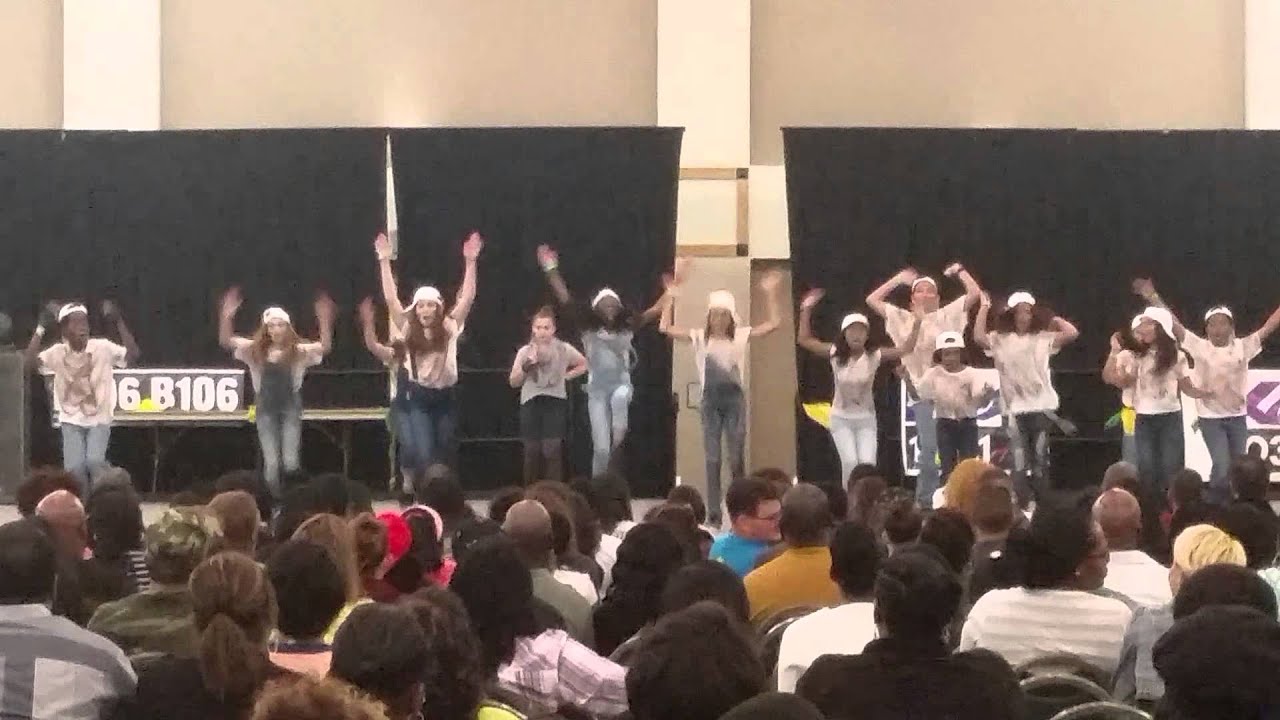 SAEGERT ELEMENTARY STALLIONS STEP TEAM 2015 - YouTube