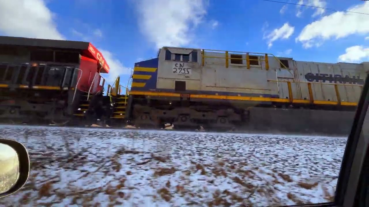 Pacing CN #2755 [CitiRail] on NS 60T on the NBER Line in 4K (Sand Train ...