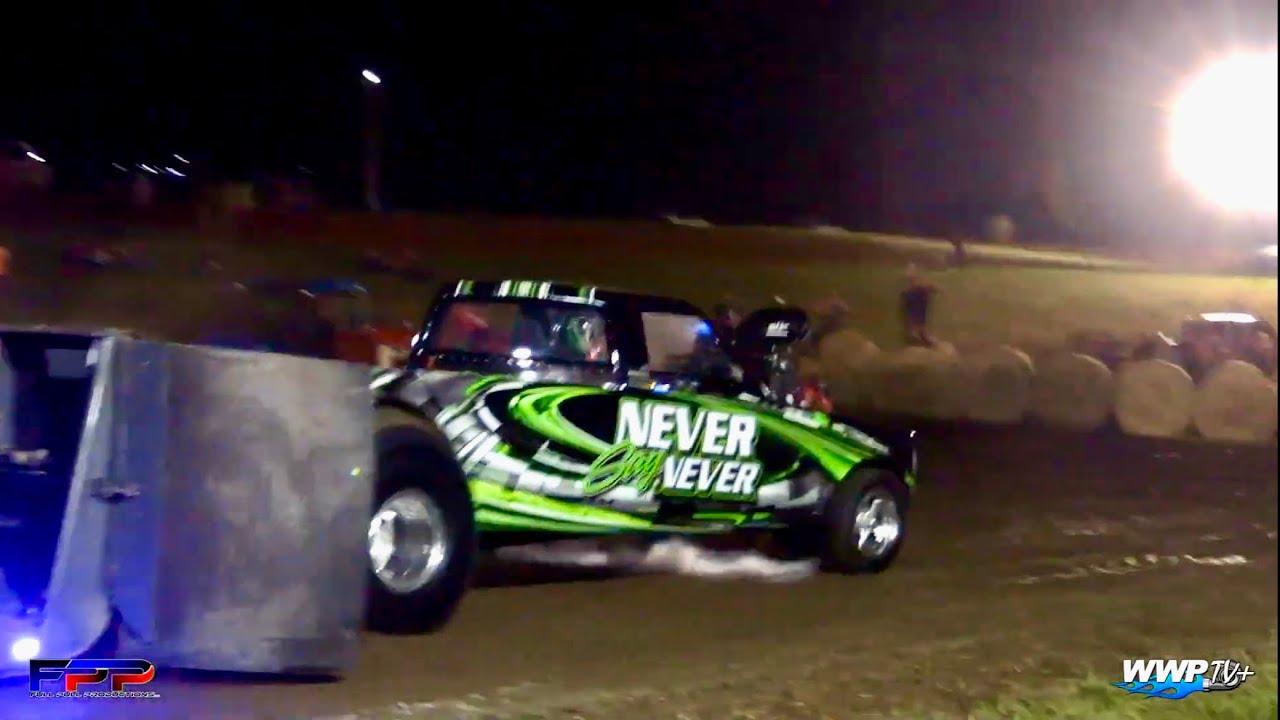 East Concord Truck and Tractor Pull Night 1 - YouTube