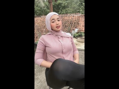 Iniilan legging ketat demplon live tiktok