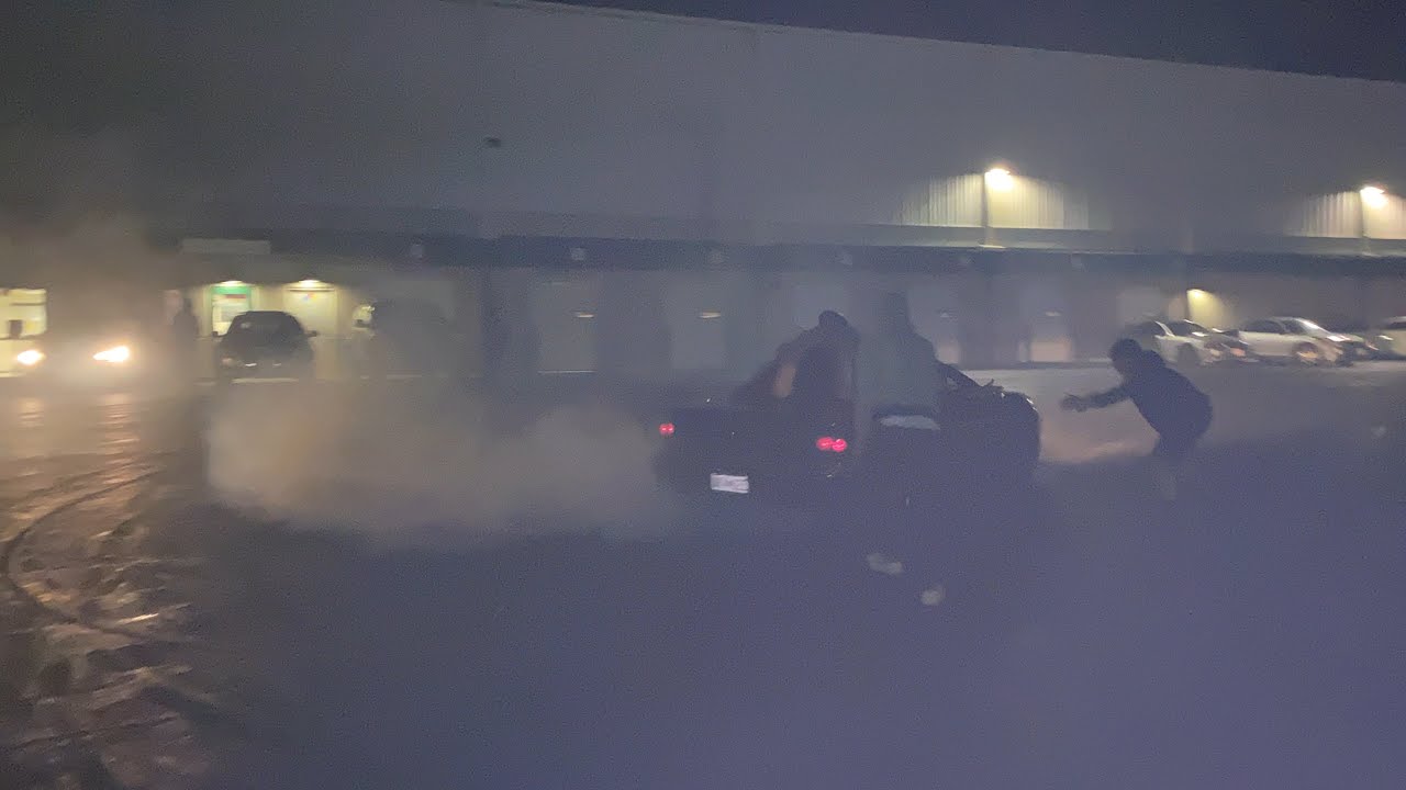 Kansas city car meet gets wild!! 2/1/2020 - YouTube