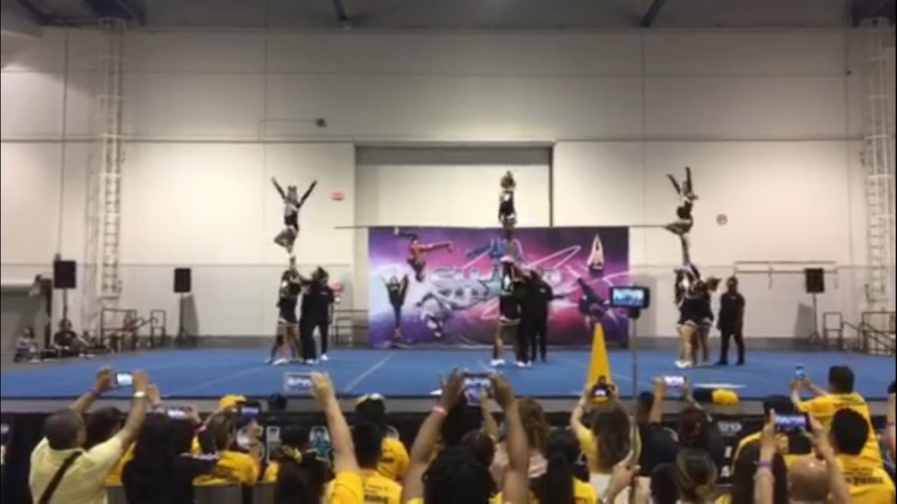 Ouchi High School Cheer Team Competition/Vegas National 4-23-16 - YouTube