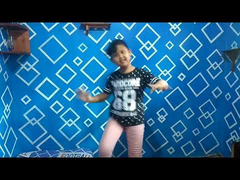 ANAK KECIL GOYANG NYA BIKIN NGILU