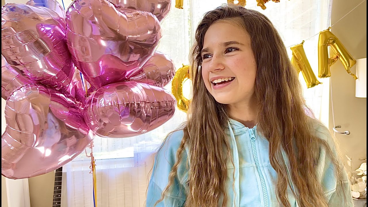 13th Birthday of Karolina Protsenko - Presents 🎁 ️ - YouTube