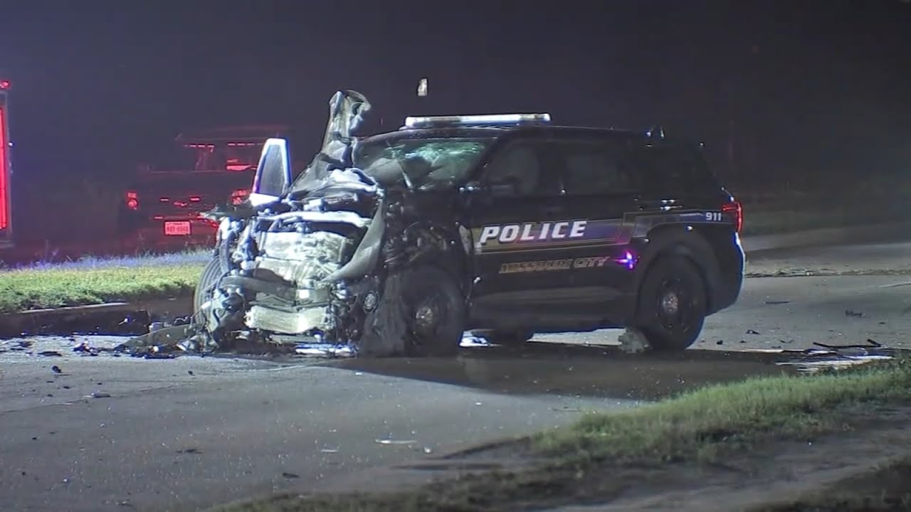 Two killed in crash with officer who was responding to ATM robbery ...