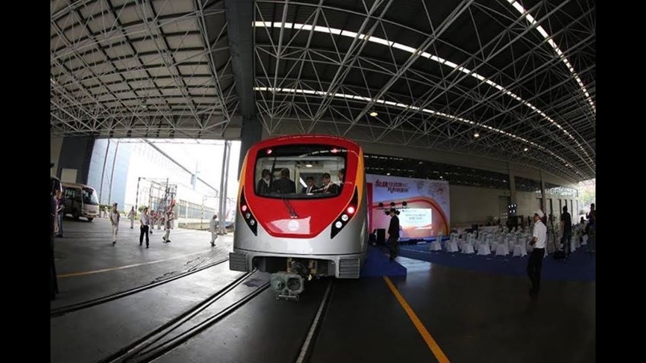 Orange line train Lahore || Thokar Niaz baig Metro train station ...