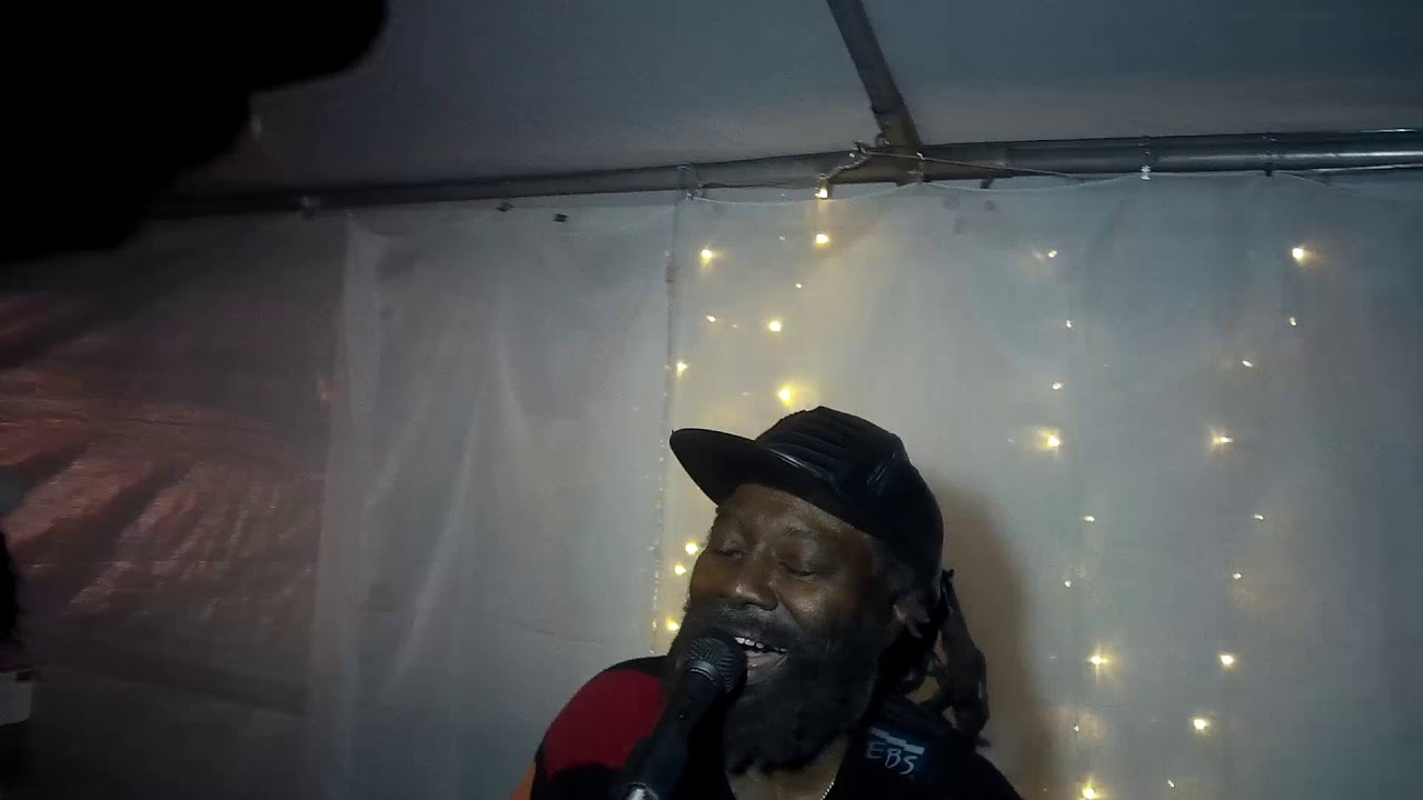 CLIVE ROSS LIVE - YouTube