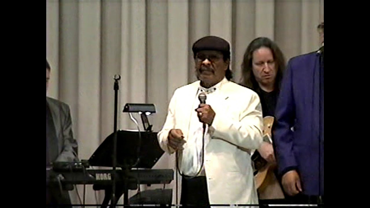 Chuck Carbo & Larkings---Bells In My Heart - YouTube