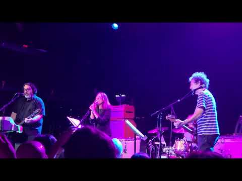 Manic Monday - Susanna Hoffs and Yo La Tengo - Hannukah Night 8 2025