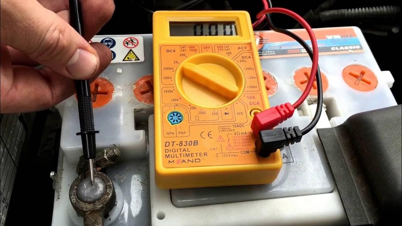 PKW Batterie Test mit Multimeter Startbatterie Autobatterie prüfen ...