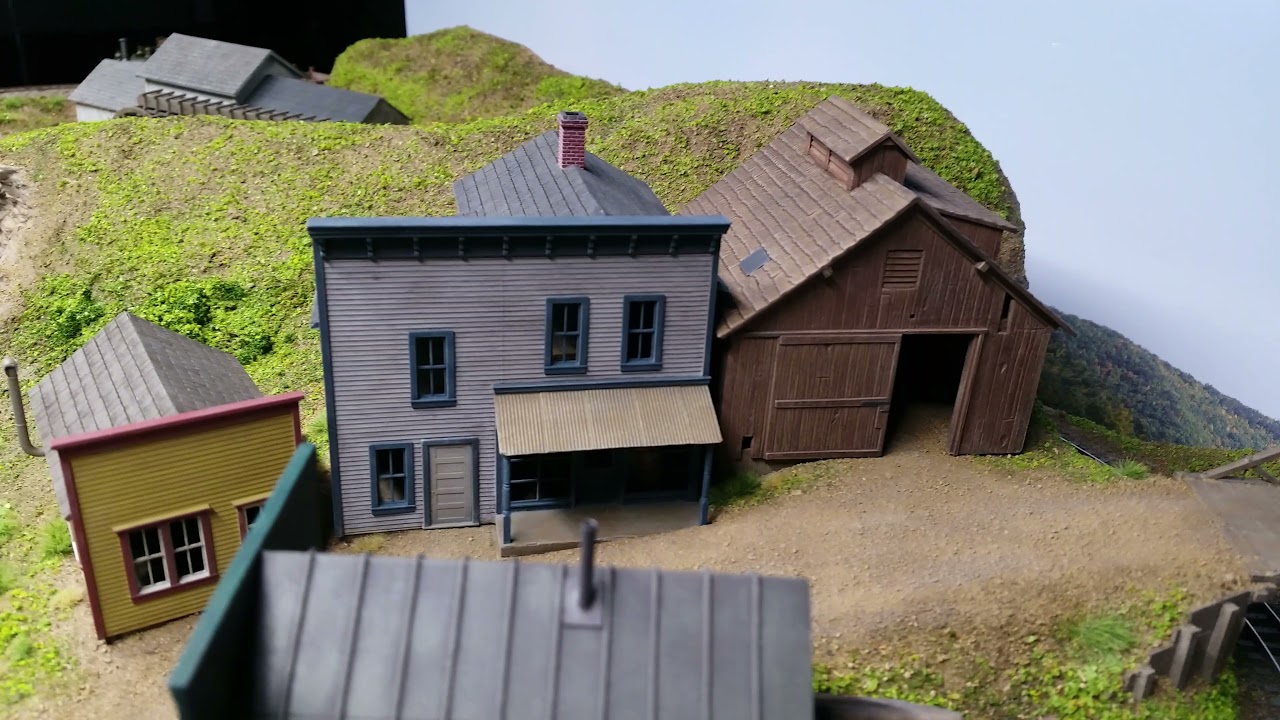 HOn30 mini layout LOOP - YouTube