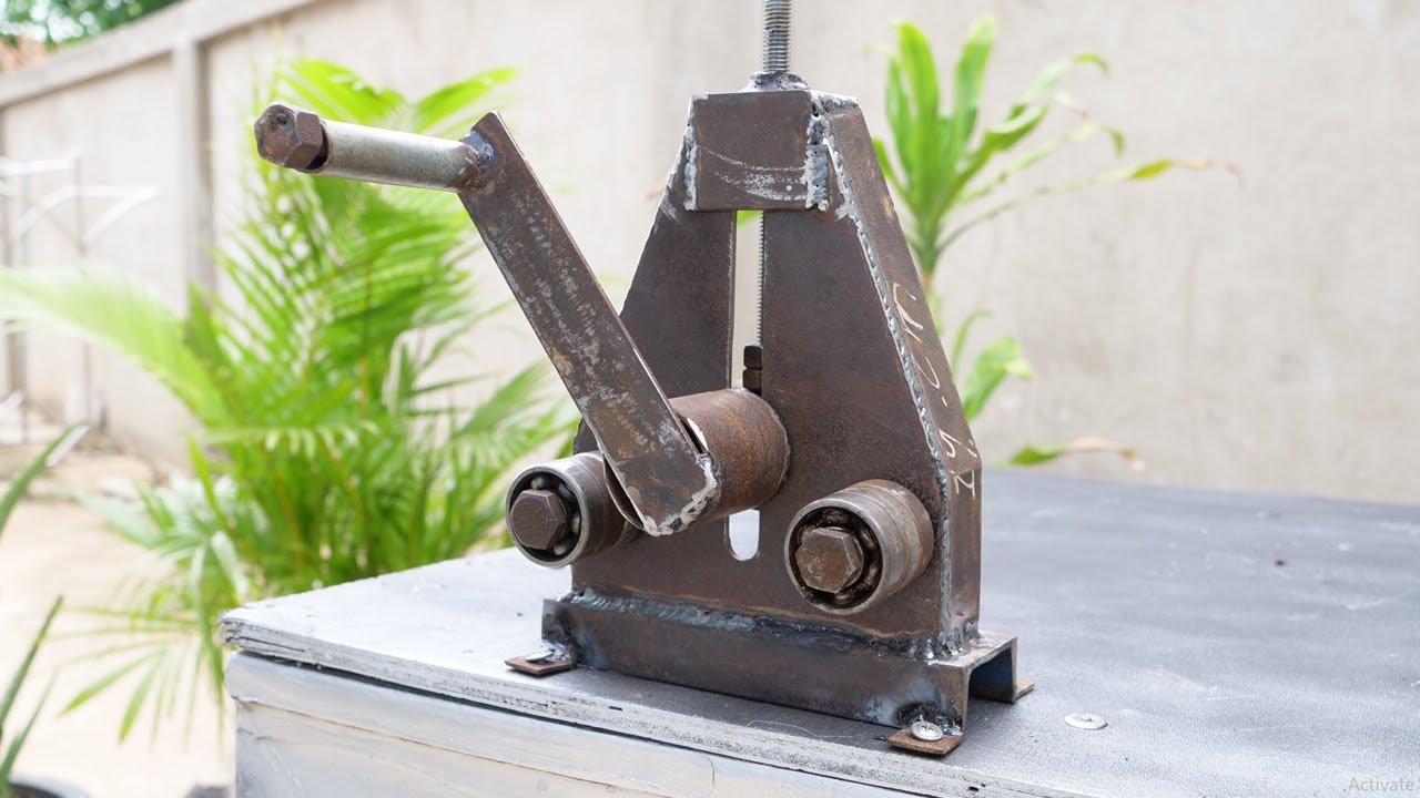 DIY Making a Metal Bender - Simple Homemade Roller Bender - YouTube