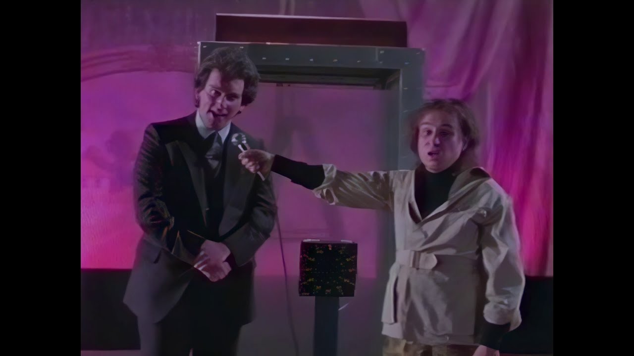 Houdini The Pig (from Michael Nesmith's "Dr. Duck's Super Secret All ...