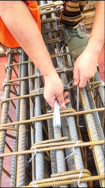 Rebar Tying Process in Construction Work #shorts - YouTube